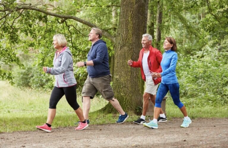Wat is een goede gemiddelde hartslag bij wandelen? - Hart in Shape